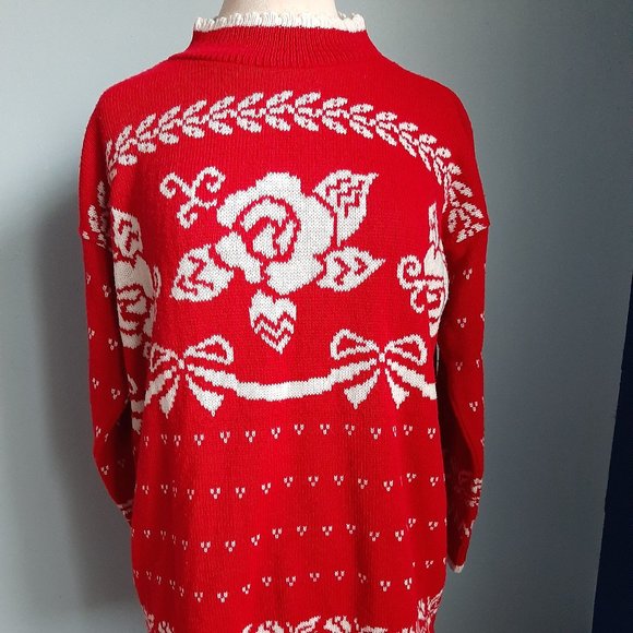 Unbranded | Sweaters | Vintage Christmas Rose Scallop Sweater Size L ...